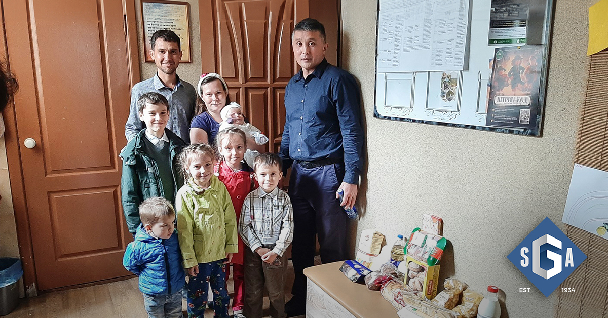 Pastor Khakim Knocks on Doors, and God Open Hearts - SGA